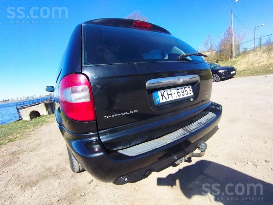 Melns Chrysler Grand Voyager 2006 Rīga, ar dzinēja tilpumu 3.30 L un nobraukumu 315 tūkst. km par 2500 €, foto 3 vietnē AUTOMOTO.COM.LV