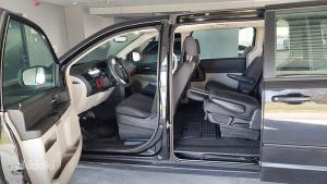 Melns Chrysler Grand Voyager 2008 Tartu, ar dzinēja tilpumu 2.80 L un nobraukumu 335 tūkst. km par 4300 €, foto 11 vietnē AUTOMOTO.COM.LV