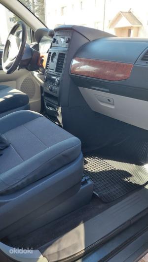Melns Chrysler Grand Voyager 2008 Tartu, ar dzinēja tilpumu 2.80 L un nobraukumu 335 tūkst. km par 4300 €, foto 19 vietnē AUTOMOTO.COM.LV