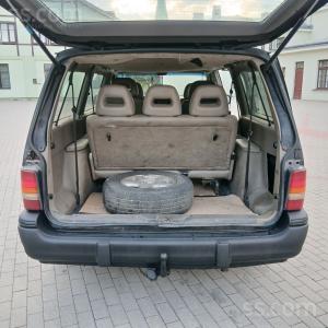 Black Chrysler Grand Voyager 1994 in Dobele, with an engine capacity of 2.50 L and mileage of 470 thousand km for 2000 €, photo 13 on AUTOMOTO.COM.LV