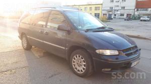 Melns Chrysler Grand Voyager 1999 Rīga, ar dzinēja tilpumu 3.30 L un nobraukumu 361 tūkst. km par 1450 €, foto 6 vietnē AUTOMOTO.COM.LV