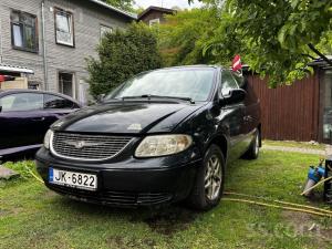 Melns Chrysler Grand Voyager 2002 Rīga, ar dzinēja tilpumu 2.40 L un nobraukumu 280 tūkst. km par 790 €, foto 4 vietnē AUTOMOTO.COM.LV