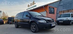 Black Chrysler Grand Voyager 2003 in Valmiera, with an engine capacity of 2.50 L and mileage of 339 thousand km for 1600 €, photo 1 on AUTOMOTO.COM.LV