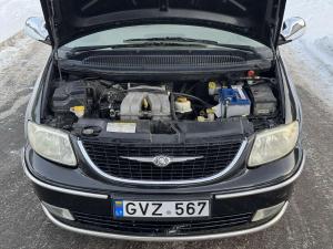 Melns Chrysler Grand Voyager 2003 Viļņa, ar dzinēja tilpumu 2.43 L un nobraukumu 155 tūkst. km par 2900 €, foto 24 vietnē AUTOMOTO.COM.LV