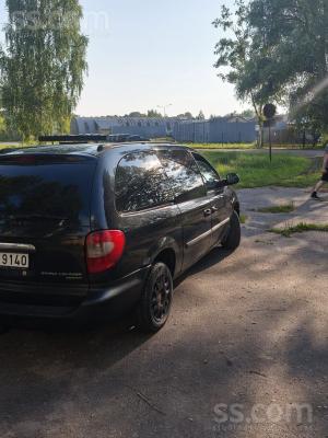 Melns Chrysler Grand Voyager 2004 Jelgava, ar dzinēja tilpumu 2.80 L un nobraukumu 285 tūkst. km par 2000 €, foto 5 vietnē AUTOMOTO.COM.LV