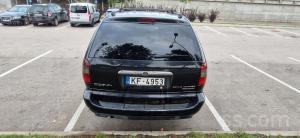 Black Chrysler Grand Voyager 2005 in Riga, with an engine capacity of 2.80 L and mileage of 342 thousand km for 1650 €, photo 5 on AUTOMOTO.COM.LV