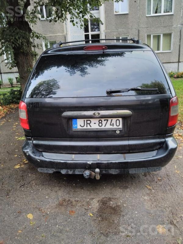 Крайслер Гранд Вояджер 2005 в Рига на AUTOMOTO.COM.LV Черный Крайслер Гранд Вояджер 2005 в Рига, объемом двигателя 2.80 л и пробегом 317 тыс. км за 1500 €, фото 5 на AUTOMOTO.COM.LV