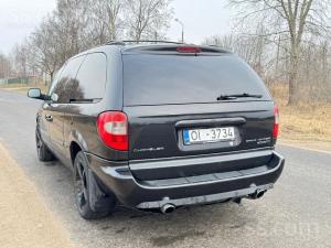 Melns Chrysler Grand Voyager 2006 Rīga, ar dzinēja tilpumu 2.80 L un nobraukumu 370 tūkst. km par 3000 €, foto 8 vietnē AUTOMOTO.COM.LV