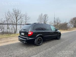 Melns Chrysler Grand Voyager 2006 Rīga, ar dzinēja tilpumu 2.80 L un nobraukumu 370 tūkst. km par 3000 €, foto 10 vietnē AUTOMOTO.COM.LV