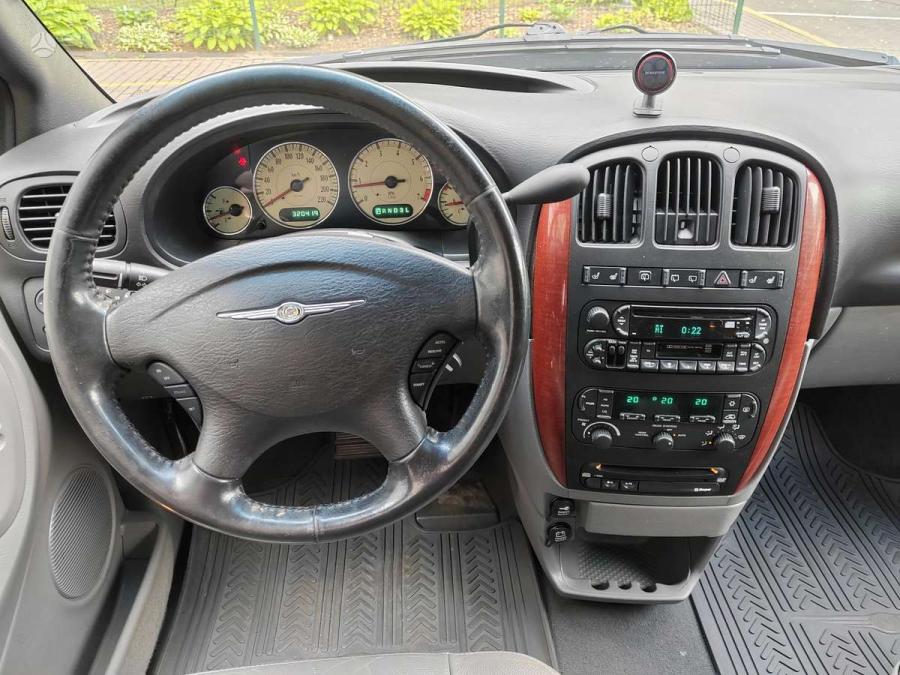 Melns Chrysler Grand Voyager 2006 Viļņa, ar dzinēja tilpumu 3.30 L un nobraukumu 320 tūkst. km par 2500 €, foto 13 vietnē AUTOMOTO.COM.LV