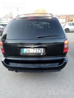 Melns Chrysler Grand Voyager 2007 Daugavpils, ar dzinēja tilpumu 2.80 L un nobraukumu 312 tūkst. km par 4750 €, foto 3 vietnē AUTOMOTO.COM.LV