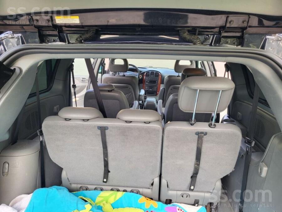 Melns Chrysler Grand Voyager 2007 Rīga, ar dzinēja tilpumu 2.80 L un nobraukumu 249 tūkst. km par 3399 €, foto 13 vietnē AUTOMOTO.COM.LV