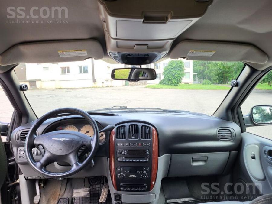 Melns Chrysler Grand Voyager 2007 Rīga, ar dzinēja tilpumu 2.80 L un nobraukumu 249 tūkst. km par 3399 €, foto 17 vietnē AUTOMOTO.COM.LV