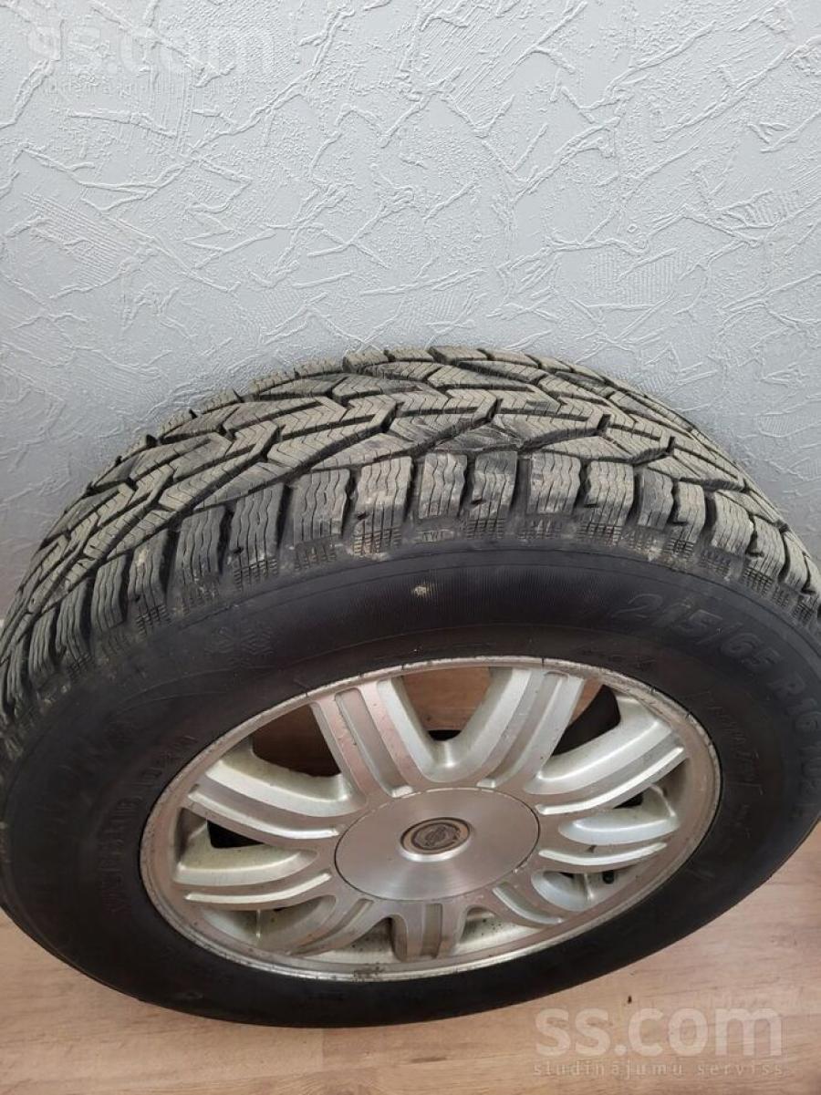 Melns Chrysler Grand Voyager 2007 Rīga, ar dzinēja tilpumu 2.80 L un nobraukumu 249 tūkst. km par 3399 €, foto 19 vietnē AUTOMOTO.COM.LV