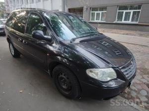 Melns Chrysler Grand Voyager 2007 Rīga, ar dzinēja tilpumu 2.80 L un nobraukumu 0 tūkst. km par 950 €, foto 3 vietnē AUTOMOTO.COM.LV
