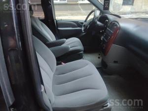 Melns Chrysler Grand Voyager 2007 Rīga, ar dzinēja tilpumu 2.80 L un nobraukumu 0 tūkst. km par 950 €, foto 5 vietnē AUTOMOTO.COM.LV