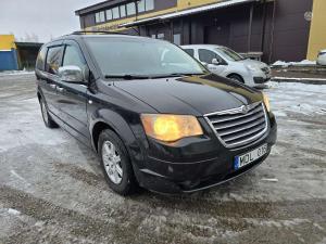 Melns Chrysler Grand Voyager 2008 Viļņa, ar dzinēja tilpumu 2.78 L un nobraukumu 400 tūkst. km par 1600 €, foto 6 vietnē AUTOMOTO.COM.LV