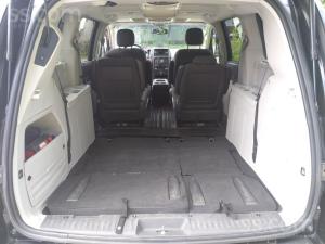 Melns Chrysler Grand Voyager 2008 Rīga, ar dzinēja tilpumu 2.80 L un nobraukumu 367 tūkst. km par 3099 €, foto 7 vietnē AUTOMOTO.COM.LV