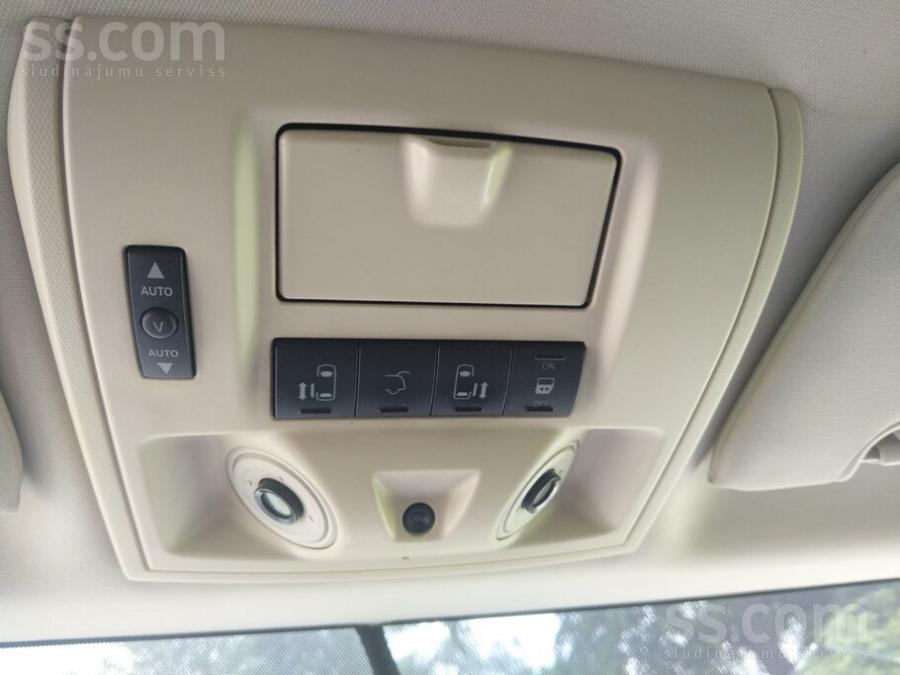 Melns Chrysler Grand Voyager 2008 Rīga, ar dzinēja tilpumu 2.80 L un nobraukumu 367 tūkst. km par 3099 €, foto 11 vietnē AUTOMOTO.COM.LV
