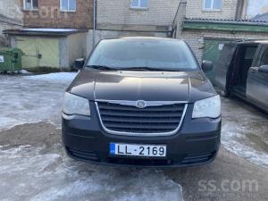 Черный Крайслер Гранд Вояджер 2008 в Салдус, объемом двигателя 3.80 л и пробегом 400 тыс. км за 800 €, фото  на AUTOMOTO.COM.LV