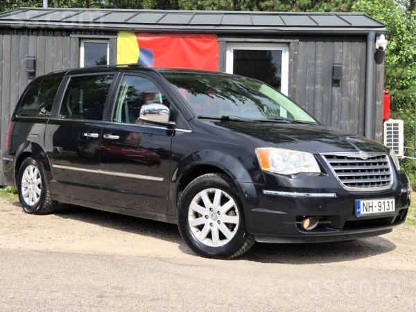 Melns Chrysler Grand Voyager 2008 Rīga, ar dzinēja tilpumu 2.80 L un nobraukumu 289 tūkst. km par 3200 €, foto 2 vietnē AUTOMOTO.COM.LV