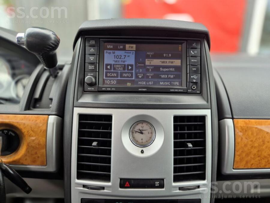 Melns Chrysler Grand Voyager 2008 Rīga, ar dzinēja tilpumu 2.80 L un nobraukumu 289 tūkst. km par 3200 €, foto 21 vietnē AUTOMOTO.COM.LV