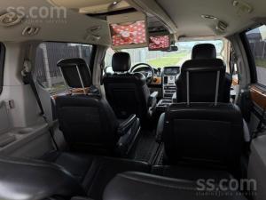 Black Chrysler Grand Voyager 2008 in Riga, with an engine capacity of 2.80 L and mileage of 0 thousand km for 1650 €, photo 8 on AUTOMOTO.COM.LV