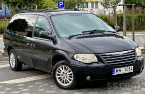 Черный Крайслер Гранд Вояджер 2008 в Елгава, объемом двигателя 2.80 л и пробегом 300 тыс. км за 1750 €, фото  на AUTOMOTO.COM.LV