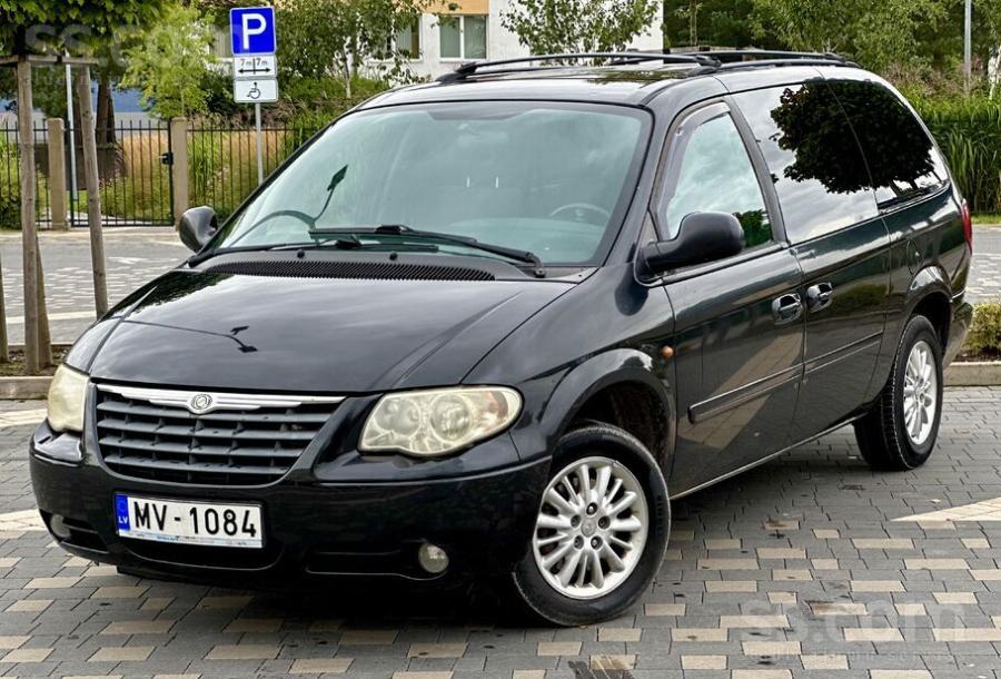 Melns Chrysler Grand Voyager 2008 Jelgava, ar dzinēja tilpumu 2.80 L un nobraukumu 300 tūkst. km par 1750 €, foto 3 vietnē AUTOMOTO.COM.LV