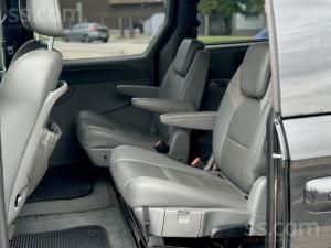 Melns Chrysler Grand Voyager 2008 Jelgava, ar dzinēja tilpumu 2.80 L un nobraukumu 300 tūkst. km par 1750 €, foto 8 vietnē AUTOMOTO.COM.LV