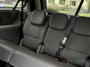 Melns Chrysler Grand Voyager 2008 Jelgava, ar dzinēja tilpumu 2.80 L un nobraukumu 300 tūkst. km par 1750 €, foto 9 vietnē AUTOMOTO.COM.LV