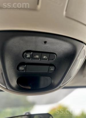 Melns Chrysler Grand Voyager 2008 Jelgava, ar dzinēja tilpumu 2.80 L un nobraukumu 300 tūkst. km par 1750 €, foto 17 vietnē AUTOMOTO.COM.LV