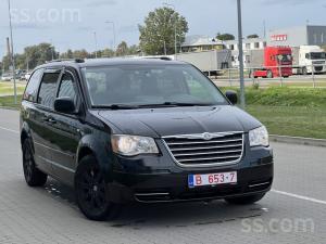 Melns Chrysler Grand Voyager 2008 Rēzekne, ar dzinēja tilpumu 2.80 L un nobraukumu 255 tūkst. km par 3490 €, foto 4 vietnē AUTOMOTO.COM.LV
