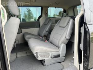Melns Chrysler Grand Voyager 2008 Rēzekne, ar dzinēja tilpumu 2.80 L un nobraukumu 255 tūkst. km par 3490 €, foto 16 vietnē AUTOMOTO.COM.LV