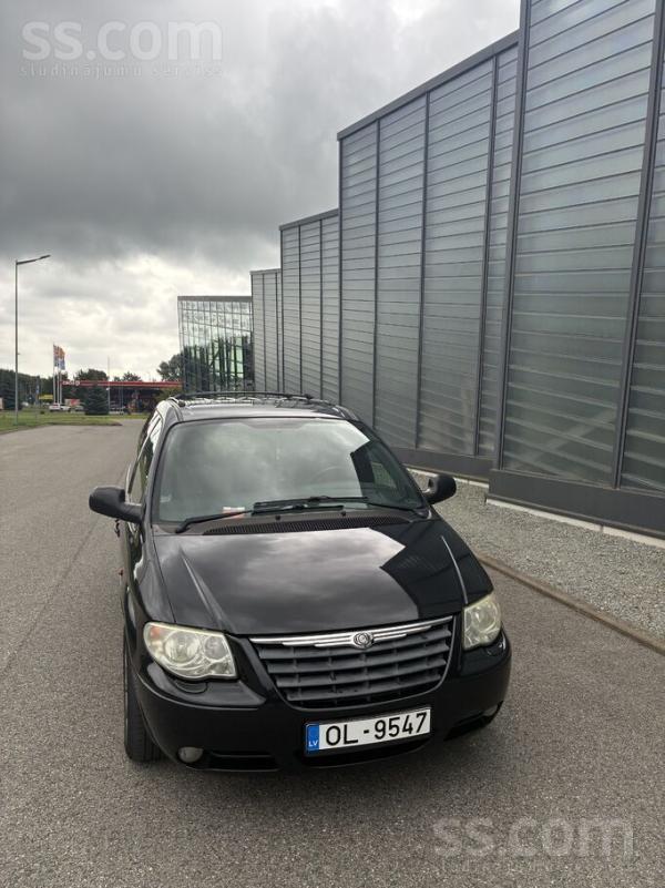 Melns Chrysler Grand Voyager 2008 Liepāja, ar dzinēja tilpumu 2.80 L un nobraukumu 0 tūkst. km par 2690 €, foto 8 vietnē AUTOMOTO.COM.LV