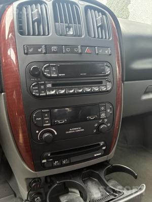 Melns Chrysler Grand Voyager 2008 Liepāja, ar dzinēja tilpumu 2.80 L un nobraukumu 0 tūkst. km par 2690 €, foto 18 vietnē AUTOMOTO.COM.LV