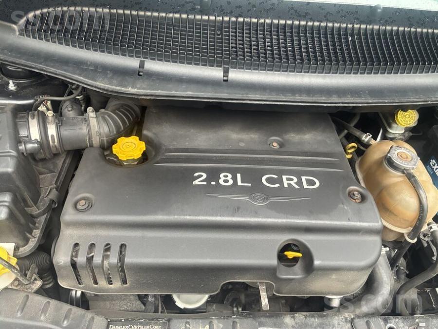 Melns Chrysler Grand Voyager 2008 Liepāja, ar dzinēja tilpumu 2.80 L un nobraukumu 0 tūkst. km par 2690 €, foto 21 vietnē AUTOMOTO.COM.LV