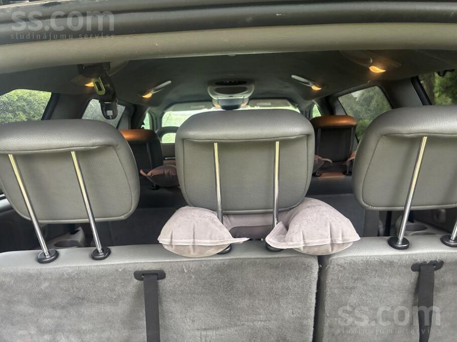 Melns Chrysler Grand Voyager 2008 Liepāja, ar dzinēja tilpumu 2.80 L un nobraukumu 0 tūkst. km par 2690 €, foto 22 vietnē AUTOMOTO.COM.LV