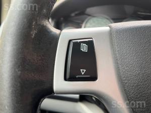 Black Chrysler Grand Voyager 2008 in Riga, with an engine capacity of 2.80 L and mileage of 0 thousand km for 3799 €, photo 16 on AUTOMOTO.COM.LV