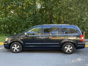 Melns Chrysler Grand Voyager 2009 Rīga, ar dzinēja tilpumu 2.80 L un nobraukumu 0 tūkst. km par 4599 €, foto 2 vietnē AUTOMOTO.COM.LV