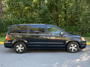 Melns Chrysler Grand Voyager 2009 Rīga, ar dzinēja tilpumu 2.80 L un nobraukumu 0 tūkst. km par 4599 €, foto 6 vietnē AUTOMOTO.COM.LV