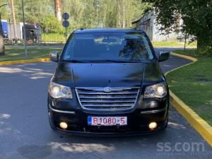 Melns Chrysler Grand Voyager 2009 Rīga, ar dzinēja tilpumu 2.80 L un nobraukumu 0 tūkst. km par 4599 €, foto 8 vietnē AUTOMOTO.COM.LV