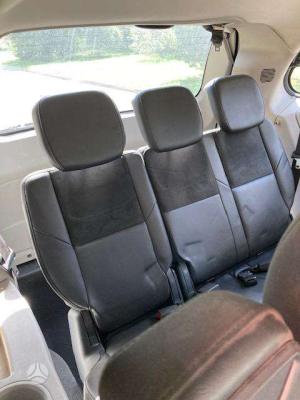 Melns Chrysler Grand Voyager 2009 Panevēža, ar dzinēja tilpumu 2.78 L un nobraukumu 288 tūkst. km par 4500 €, foto 11 vietnē AUTOMOTO.COM.LV