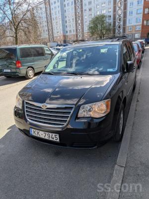 Melns Chrysler Grand Voyager 2010 Rīga, ar dzinēja tilpumu 2.80 L un nobraukumu 0 tūkst. km par 4500 €, foto 12 vietnē AUTOMOTO.COM.LV