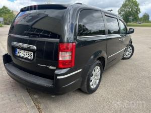 Melns Chrysler Grand Voyager 2011 Jēkabpils, ar dzinēja tilpumu 2.80 L un nobraukumu 222 tūkst. km par 5990 €, foto 3 vietnē AUTOMOTO.COM.LV