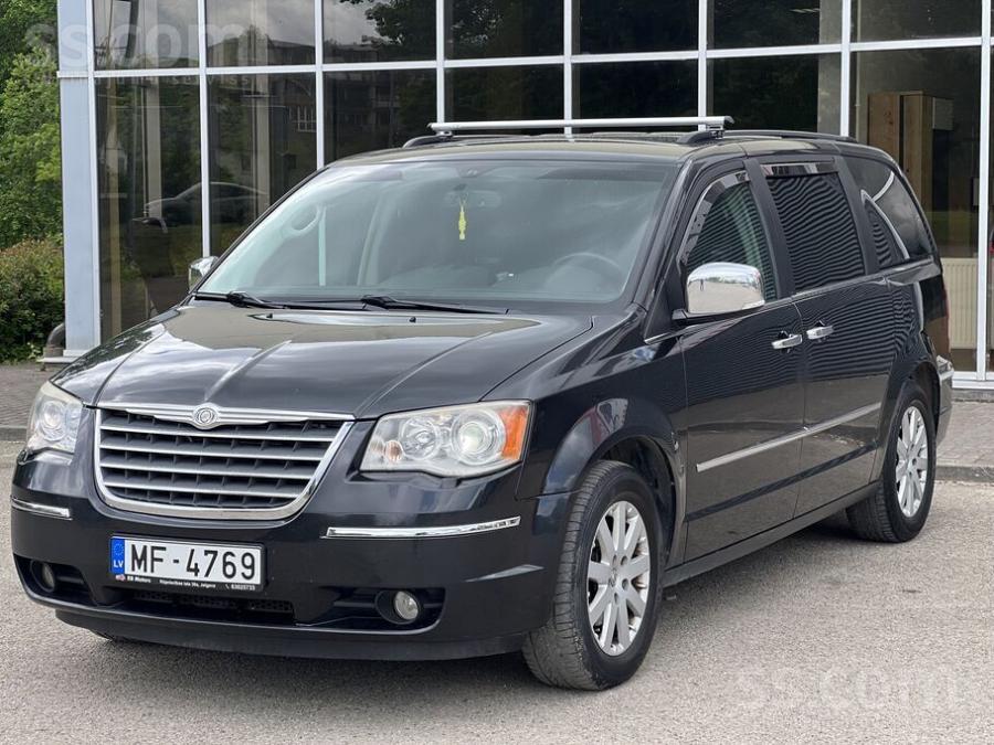Melns Chrysler Grand Voyager 2011 Jēkabpils, ar dzinēja tilpumu 2.80 L un nobraukumu 222 tūkst. km par 5990 €, foto 4 vietnē AUTOMOTO.COM.LV
