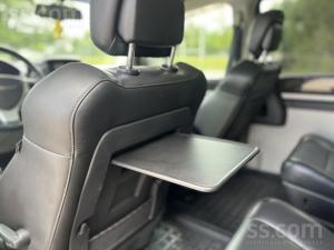 Melns Chrysler Grand Voyager 2011 Jēkabpils, ar dzinēja tilpumu 2.80 L un nobraukumu 222 tūkst. km par 5990 €, foto 12 vietnē AUTOMOTO.COM.LV