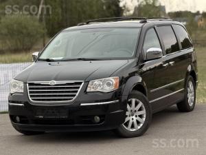 Black Chrysler Grand Voyager 2011 in Ogre, with an engine capacity of 2.80 L and mileage of 256 thousand km for 7750 €, photo  on AUTOMOTO.COM.LV