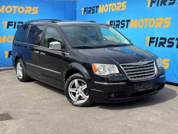 Melns Chrysler Grand Voyager 2011 Rīga, ar dzinēja tilpumu 2.80 L un nobraukumu 269 tūkst. km par 5950 €, foto 4 vietnē AUTOMOTO.COM.LV