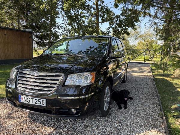 Melns Chrysler Grand Voyager 2011 Kauņa, ar dzinēja tilpumu 2.78 L un nobraukumu 248 tūkst. km par 6800 €, foto 5 vietnē AUTOMOTO.COM.LV